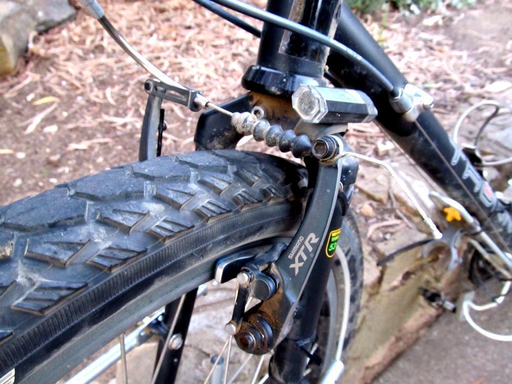 Bike Pics and Specs: Thorn Sherpa Touring Bike - Lake to Lake Sitting ...