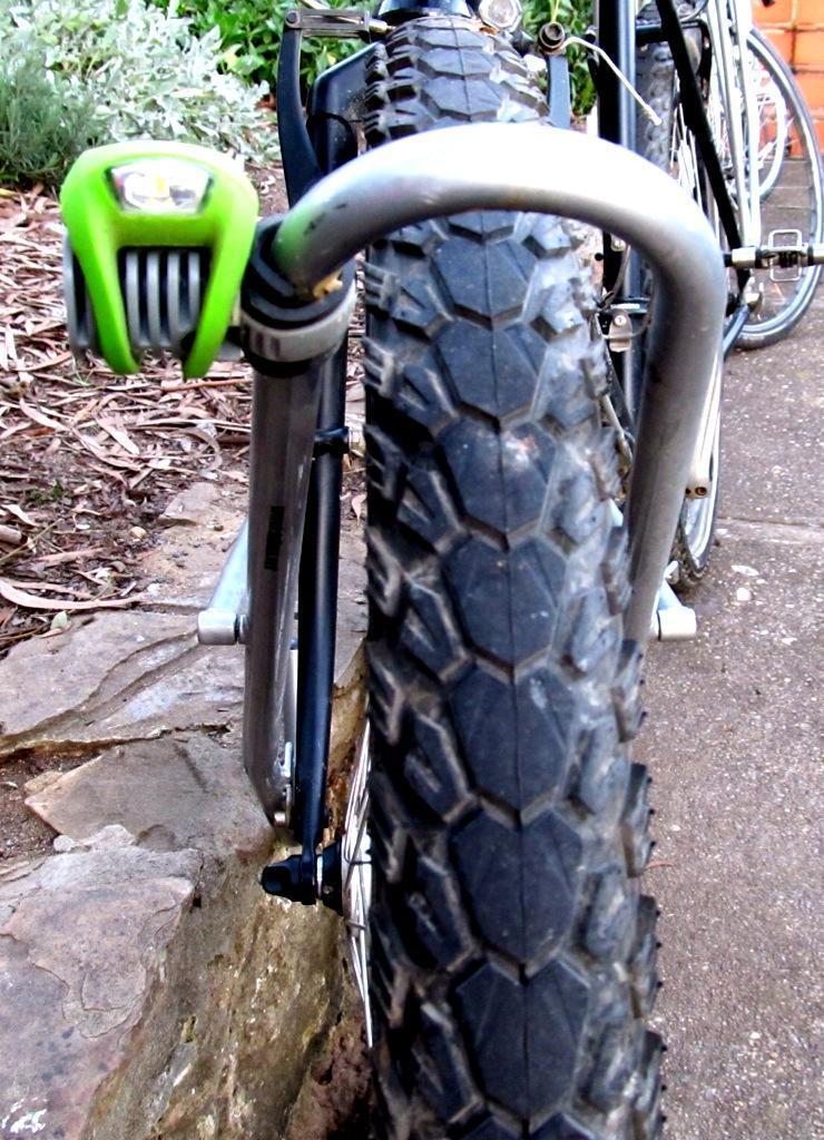 Bike Pics and Specs: Thorn Sherpa Touring Bike - Lake to Lake Sitting ...