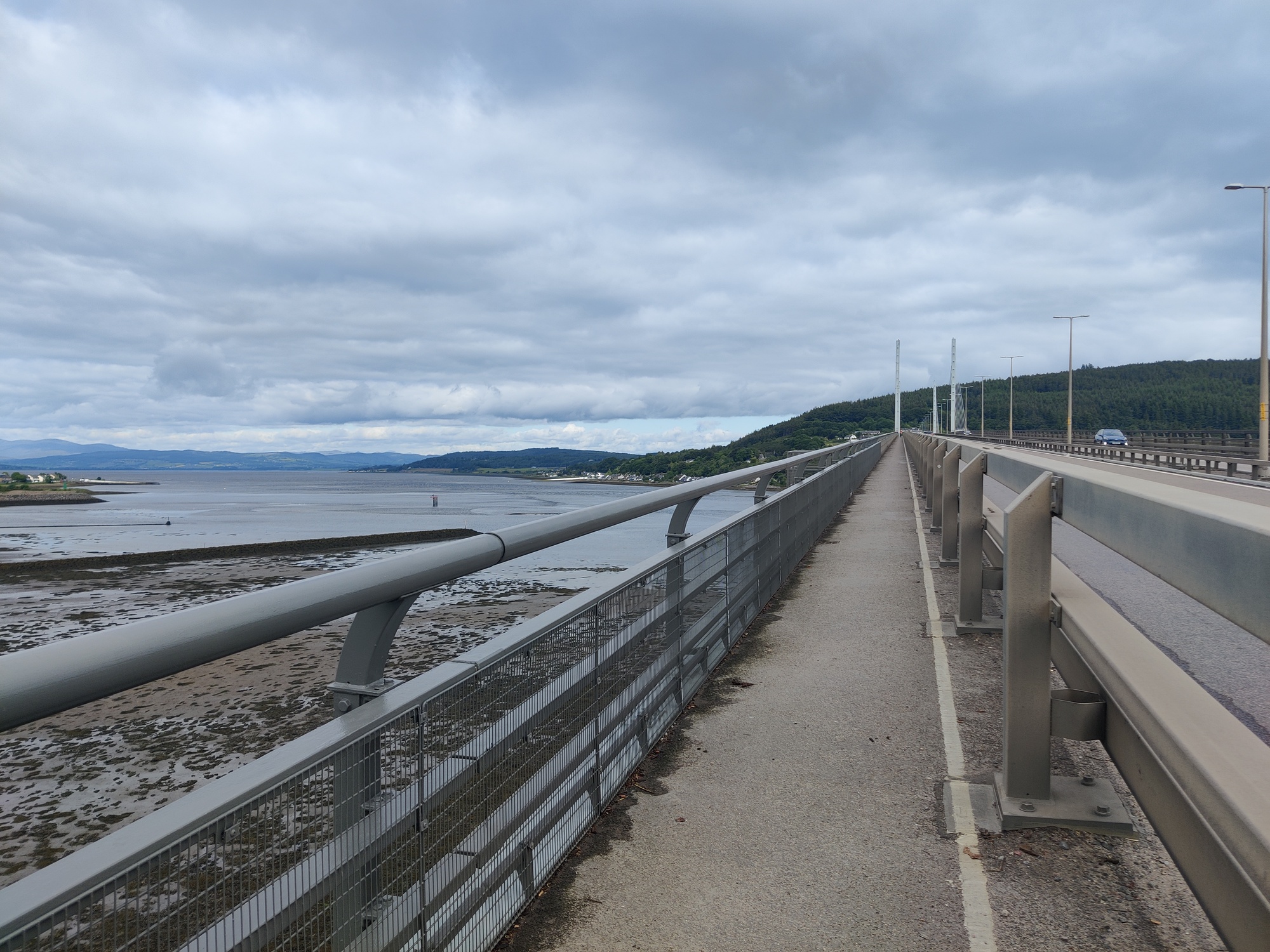 Crossing bridges - End-to-end the downhill way - CycleBlaze