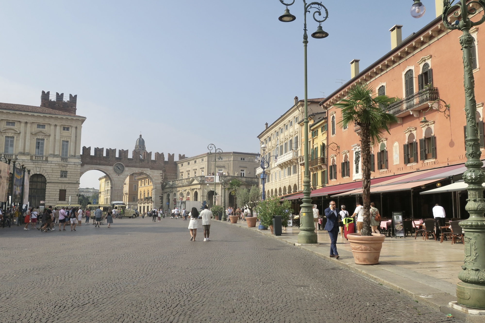 Two households, both alike in dignity, In fair Verona, where we lay our ...