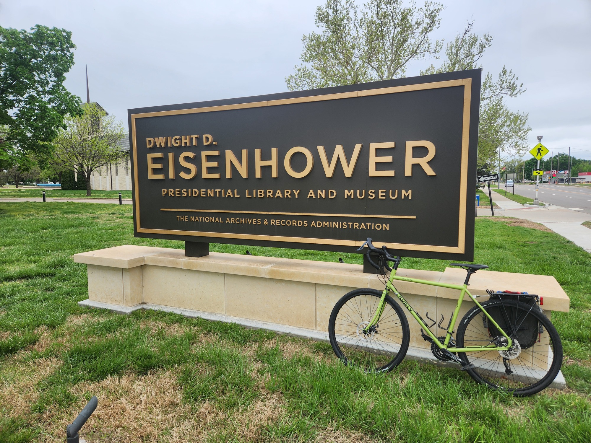 A Dispatch From The Super 8 Motel In Abilene, Kansas - Ersatz Cowboy Lassos The Wild West ...