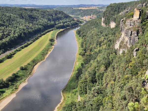 Day 8 - The Elbe River (source to the sea) - Cycling the Elbe River ...