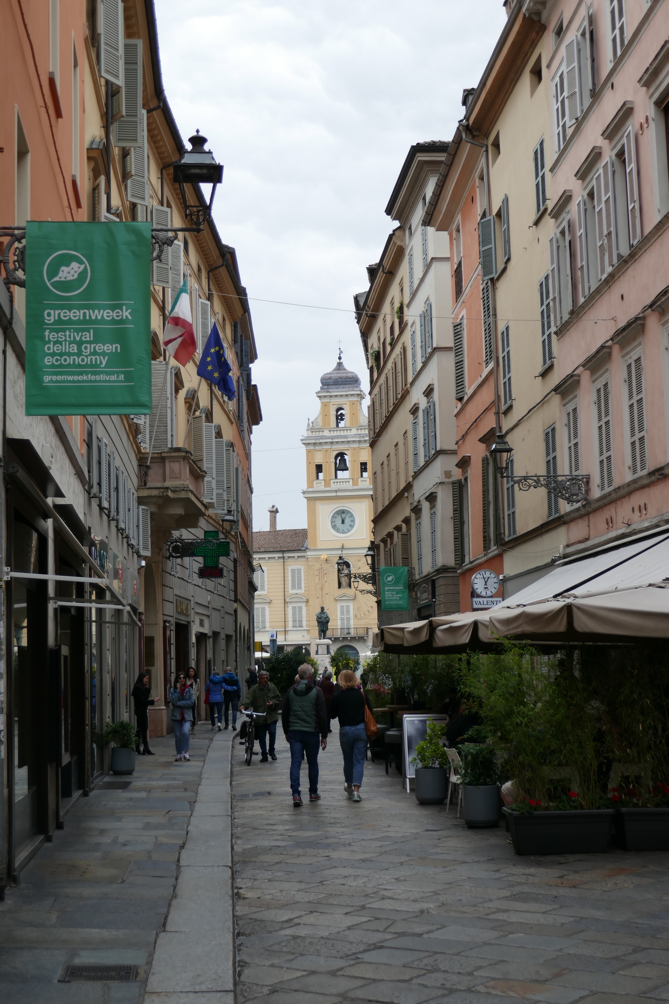 A day in Parma - The Tuscan sun when it's in our faces really shows ...