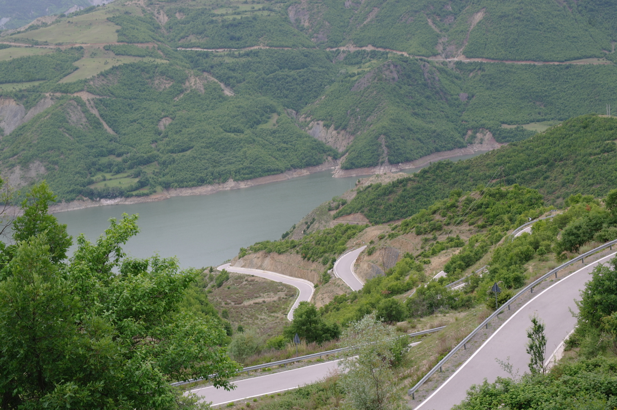 Du lac Moglica à Korcë Camping - Printemps 2025 dans les Balkans - CycleBlaze