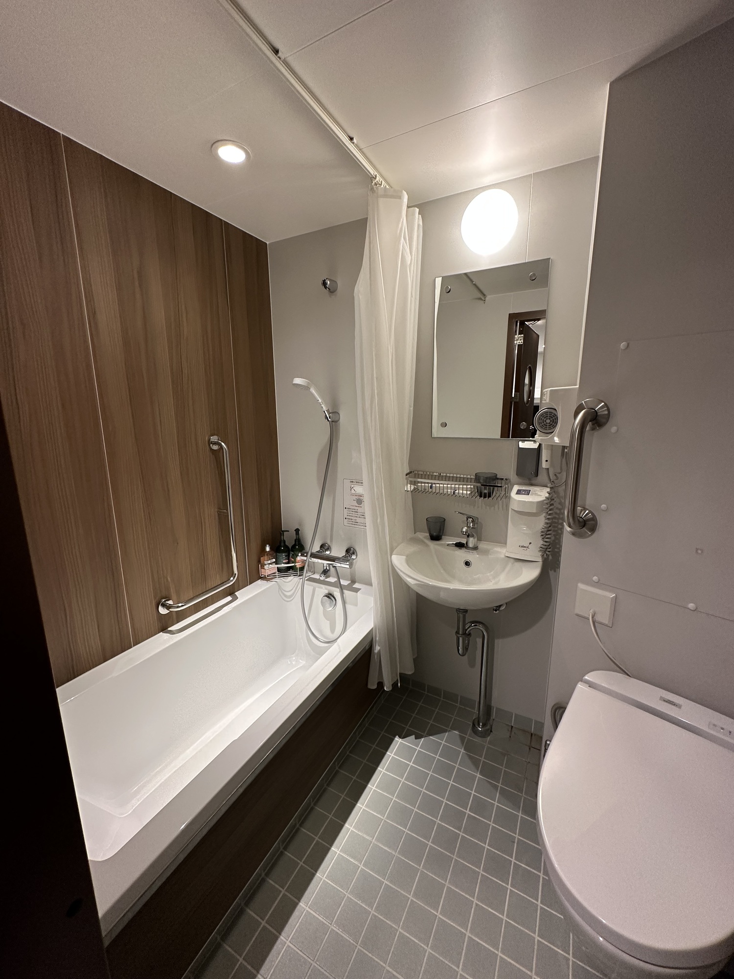 26 hours on the Marix ferry to Okinawa - Six Wheels Through Japan Part ...